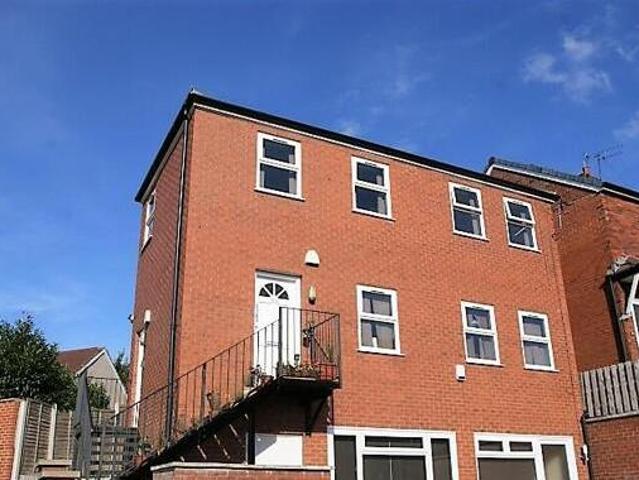 2 Bedroom Terraced House For Rent In Meanwood