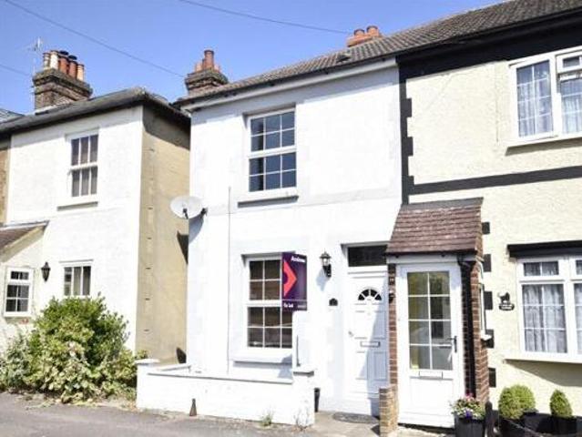 2 Bedroom Terraced House For Rent In Merstham, Surrey