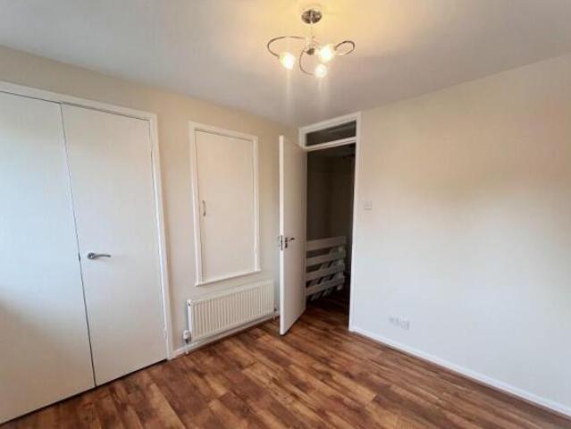 2 bedroom terraced house for rent in Merrow, Guildford, GU4