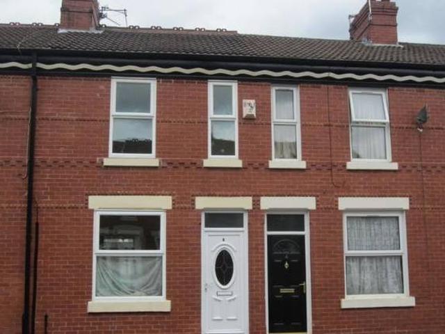 2 bedroom terraced house for rent in Middleham Street Moss Side Manchester M14 7NG M14