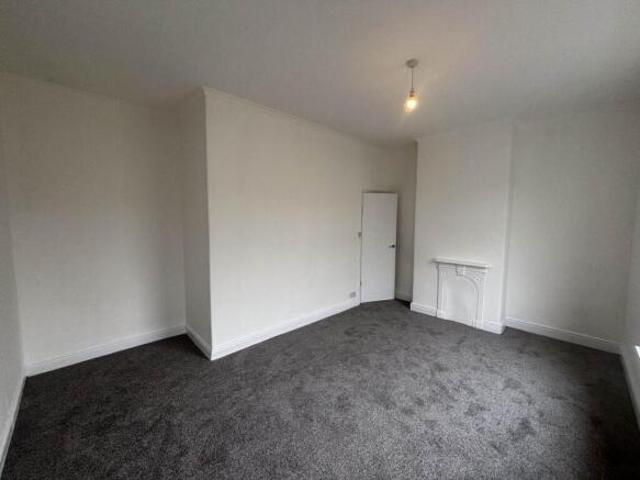 2 bedroom terraced house for rent in Millais Street, Moston, M40