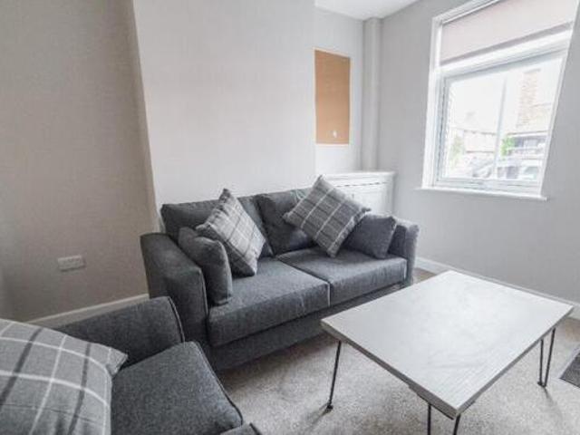 2 Bedroom Terraced House For Rent In Nottingham