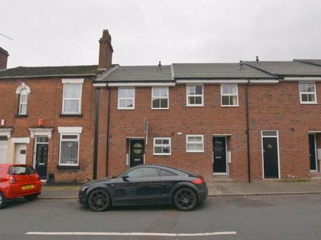 2 Bedroom Terraced House For Rent In Northwood, Stoke on trent