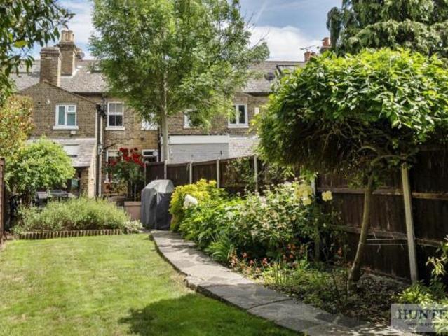 2 bedroom terraced house for rent in North Cray Road, Bexley, DA5
