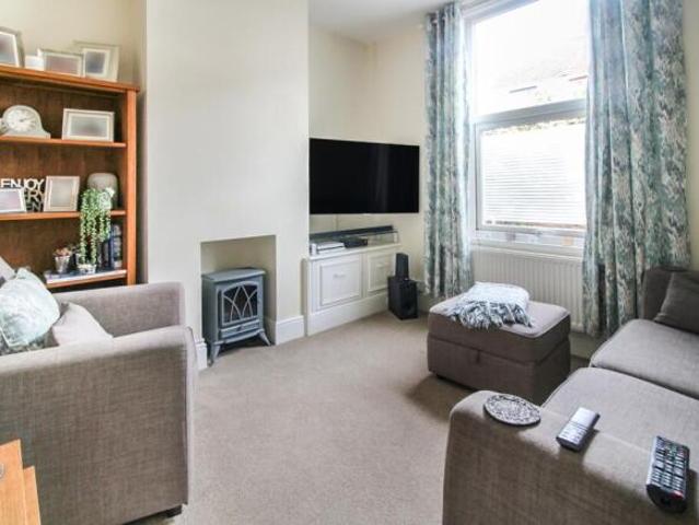 2 bedroom terraced house for rent in North Hill Road, Ipswich, IP4