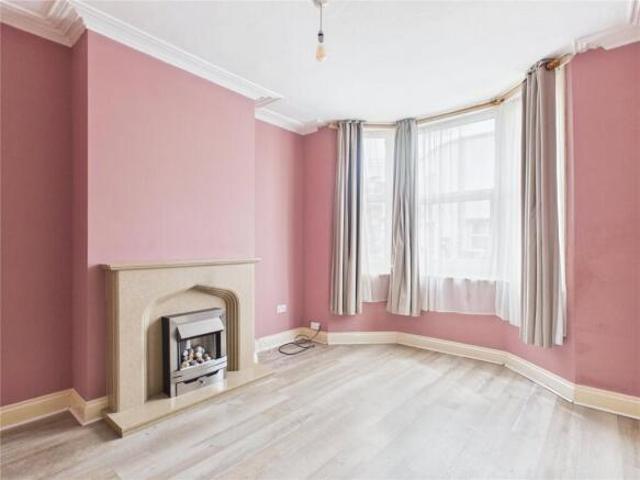 2 bedroom terraced house for rent in North Street, Bedminster, Bristol, BS3