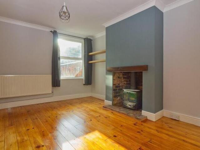 2 bedroom terraced house for rent in New Bradwell, Milton Keynes, MK13 0BD, MK13