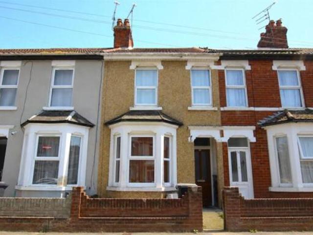 2 bedroom terraced house for rent in Newcastle Street, Swindon, Wiltshire, SN1