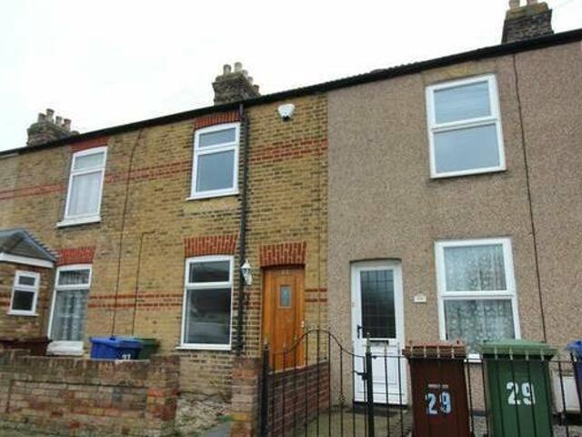 2 bedroom terraced house for rent in Nelson Road RM15