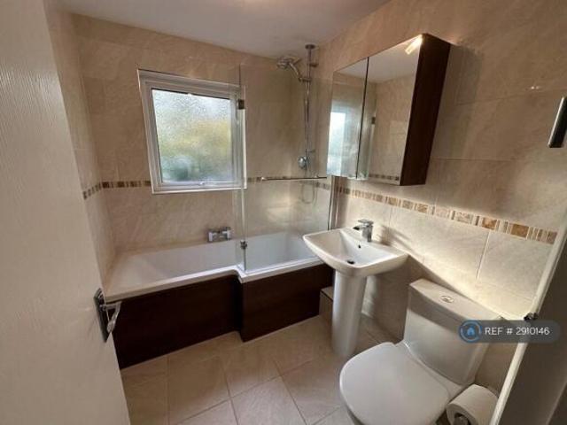 2 bedroom terraced house for rent in Nicklaus Drive, Chatham, ME5