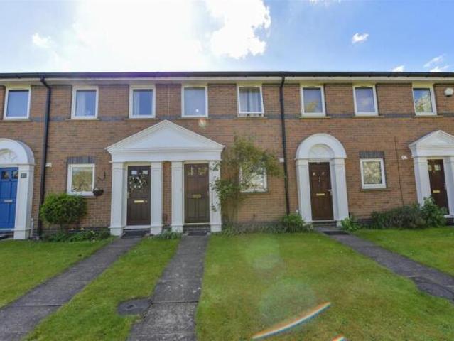 2 bedroom terraced house for rent in Nicholas Gardens, York, YO10