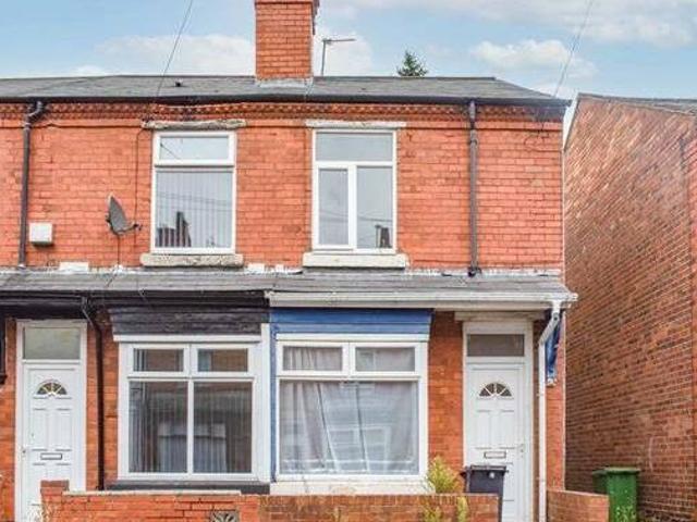 2 bedroom terraced house for rent in Smith Street Dudley DY2