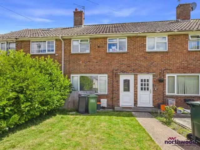 2 bedroom terraced house for rent in Saxby Close, Langney, Eas.