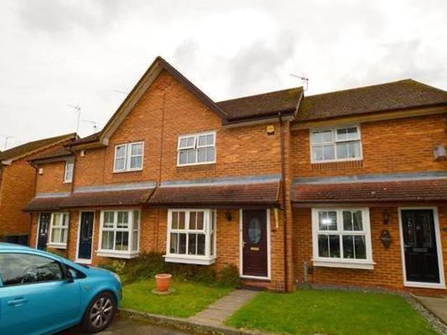 2 bedroom terraced house for rent in Sacombe Green Barton Hills Luton Beds LU3 4EW LU3