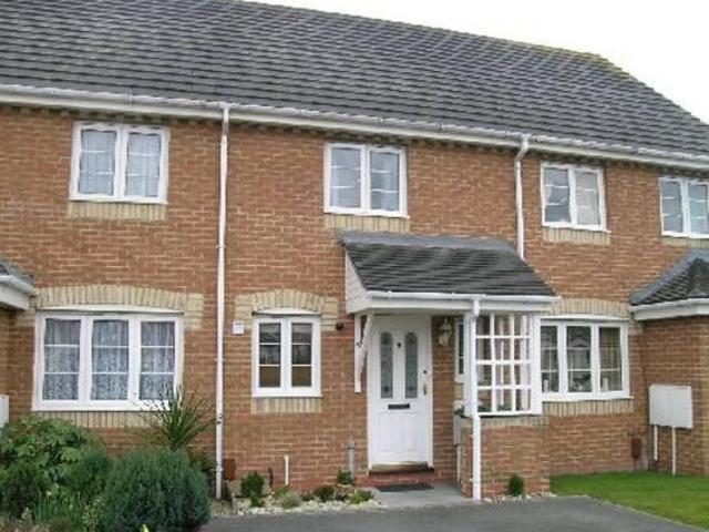 2 bedroom terraced house for rent in Salterns LaneLower QuayFarehamHampshirePO16