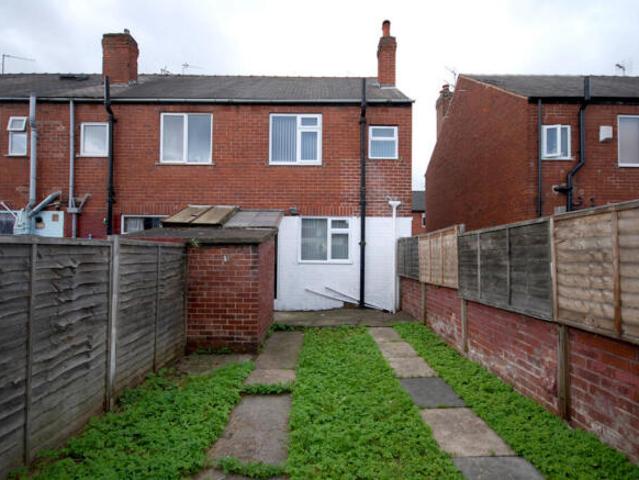 2 bedroom terraced house for rent in Scarth Avenue, Balby, DN4