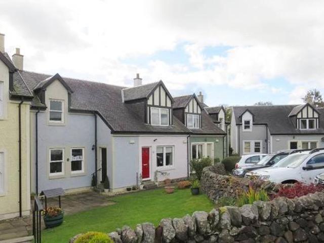 2 bedroom terraced house for rent in School Road Strathaven Lanarkshire ML10