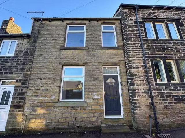 2 bedroom terraced house for rent in School Street, Netherthon.