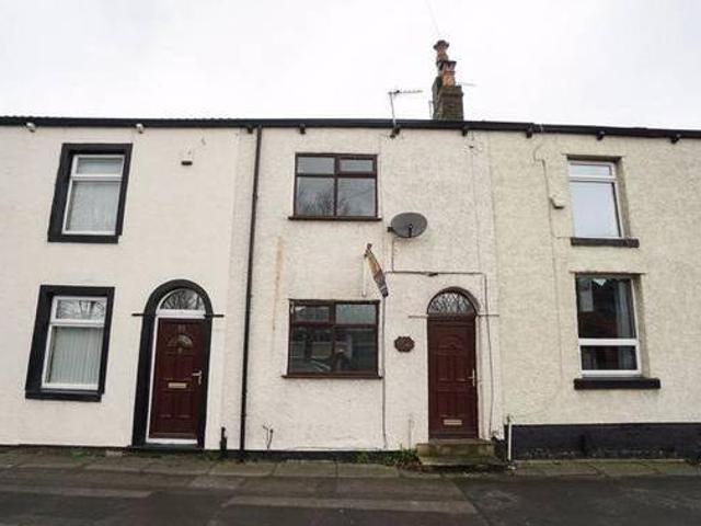 2 bedroom terraced house for rent in Scot Lane Blackrod BL6