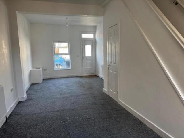 2 bedroom terraced house for rent in Seymour Road, Northfleet, Gravesend, Kent, DA11