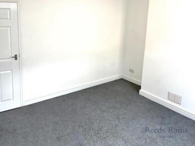 2 bedroom terraced house for rent in Selwyn Street, Stoke on Trent, Staffordshire, ST4