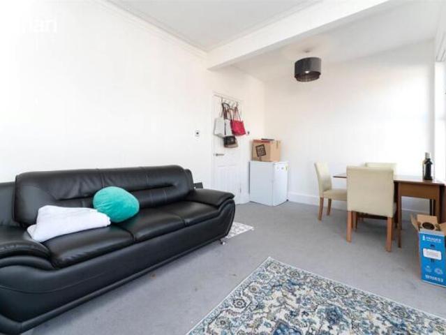 2 bedroom terraced house for rent in Shanklin Road, Brighton, East Sussex, BN2