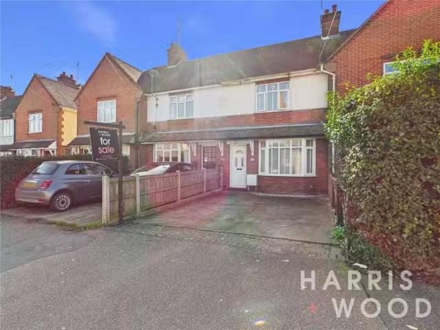 2 bedroom terraced house for rent in Sheepen Place, Colchester.