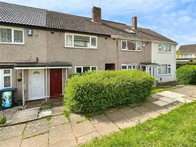 2 bedroom terraced house for rent in Sherington Avenue, Allesl.