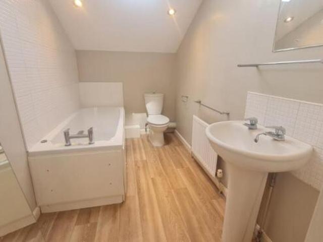 2 bedroom terraced house for rent in Shipton Street, York, YO30