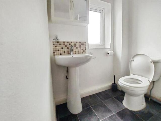 2 bedroom terraced house for rent in Sixfield Close, Lincoln, Lincolnshire, LN6