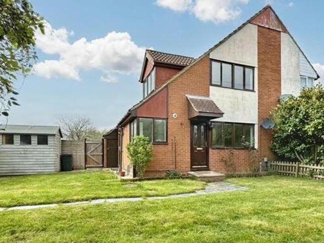 2 Bedroom Terraced House For Rent In Singleton