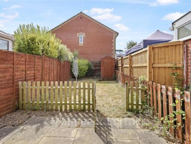 2 bedroom terraced house for rent in Skipper Road, Pinewood, Ipswich, Suffolk, IP8
