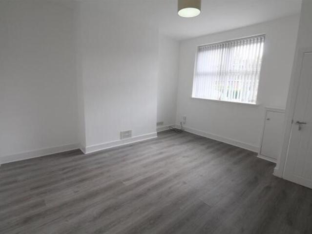 2 bedroom terraced house for rent in Skipton Street, Tonge Fold, BL2