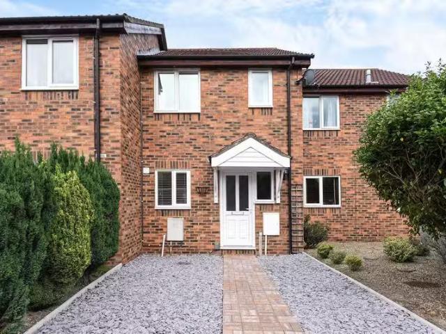 2 bedroom terraced house for rent in Speedwell Close, Cambridg.