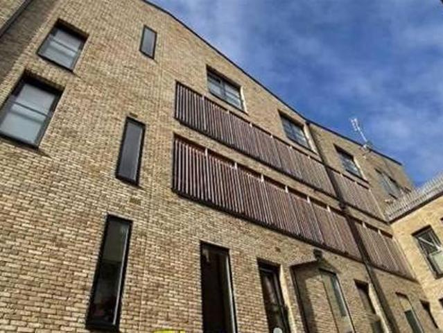 2 bedroom terraced house for rent in Spindle Mews New Islington Ancoats M4