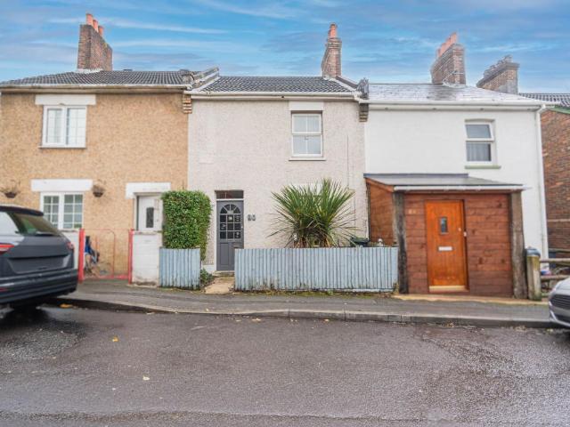 2 bedroom terraced house for rent in Spring Road, Springbourne, Bournemouth, BH1 4PT, BH1
