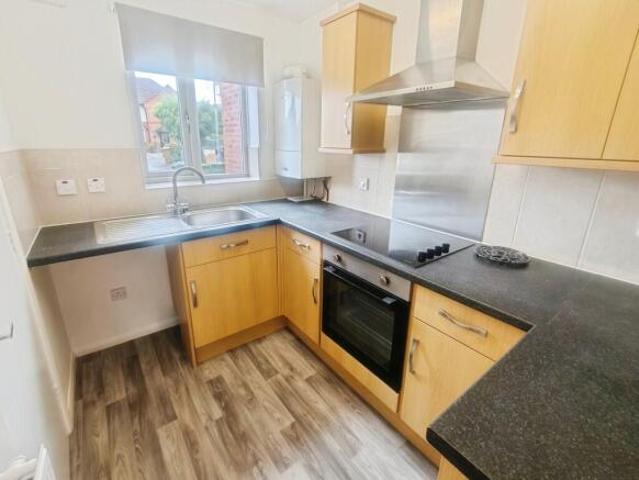 2 bedroom terraced house for rent in Squirrel Drive, Worcester, WR5