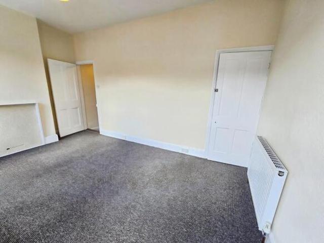 2 bedroom terraced house for rent in Stuart Road, EX1
