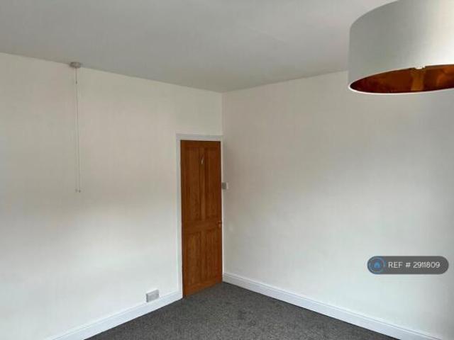 2 bedroom terraced house for rent in Stuart Street, Leicester, LE3