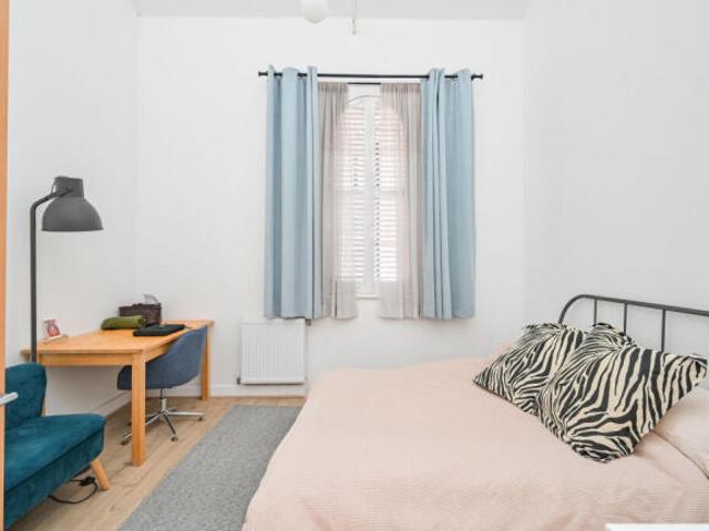 2 bedroom terraced house for rent in St. Clements Avenue, Bow, London, E3