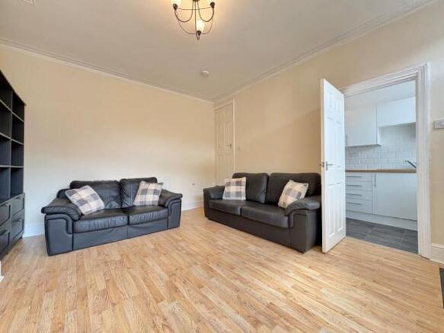 2 bedroom terraced house for rent in St. Anns Avenue, Burley, Leeds, LS4