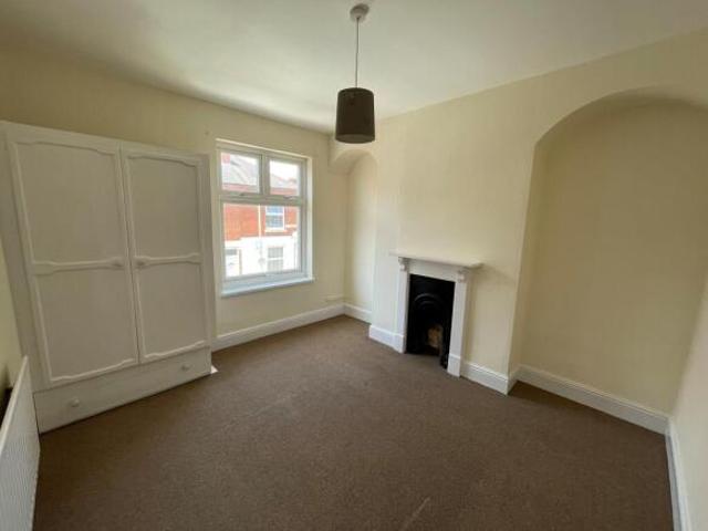 2 bedroom terraced house for rent in St Leonards Road, Leicester, LE2