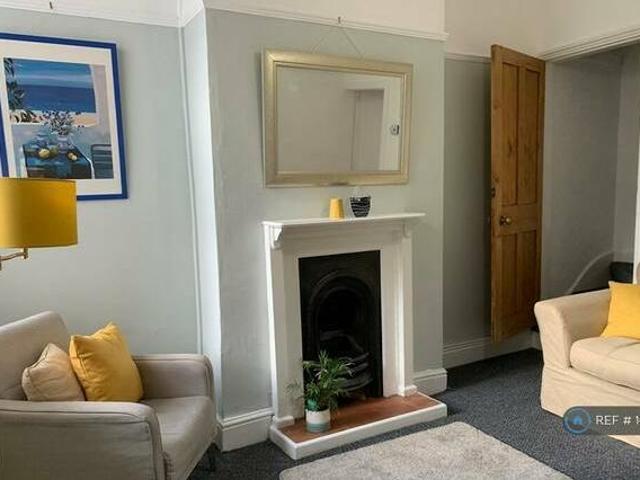 2 bedroom terraced house for rent in St Leonards Road Leicester LE2