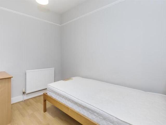 2 bedroom terraced house for rent in St. Mary Road, Walthamstow, London, E17