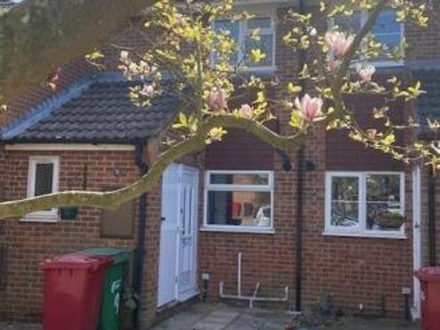 2 bedroom terraced house for rent in St. Michaels Court, Burnham, SL2