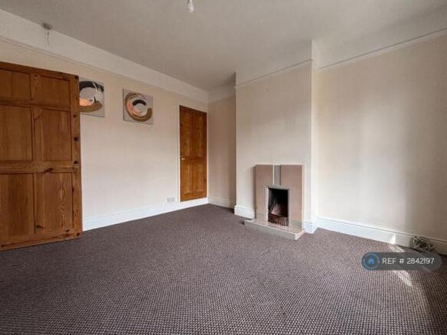 2 bedroom terraced house for rent in St. Peters Street, Syston, Leicester, LE7