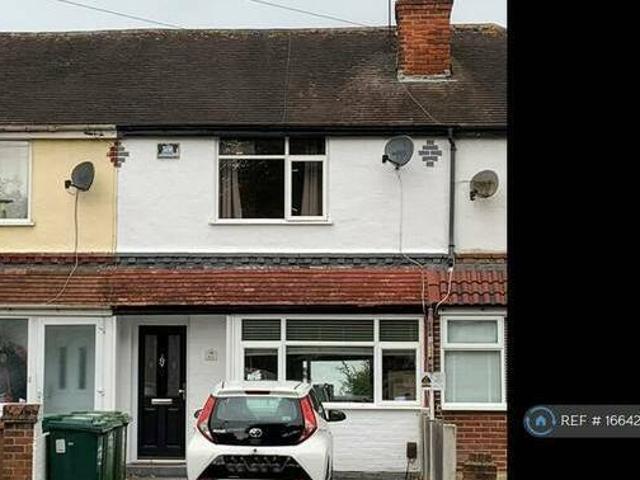 2 bedroom terraced house for rent in StainesUponThames StainesUponThames TW18