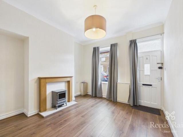2 bedroom terraced house for rent in Stamford Street East, York, YO26