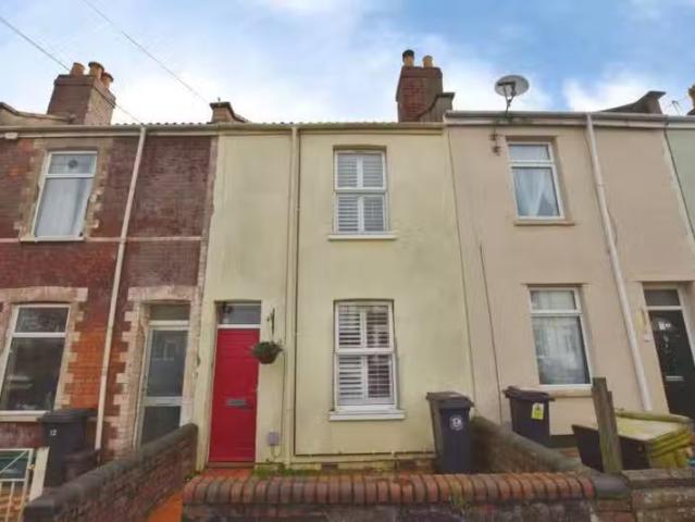 2 bedroom terraced house for rent in Stanley Terrace Bedmins.