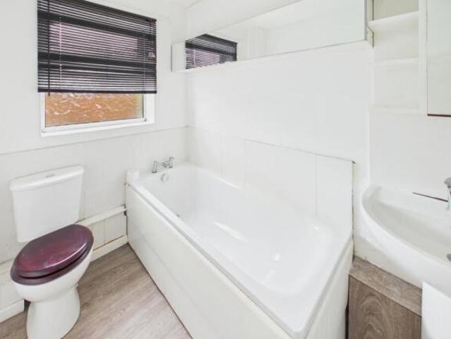 2 bedroom terraced house for rent in Station View, Hoole, Chester, CH2
